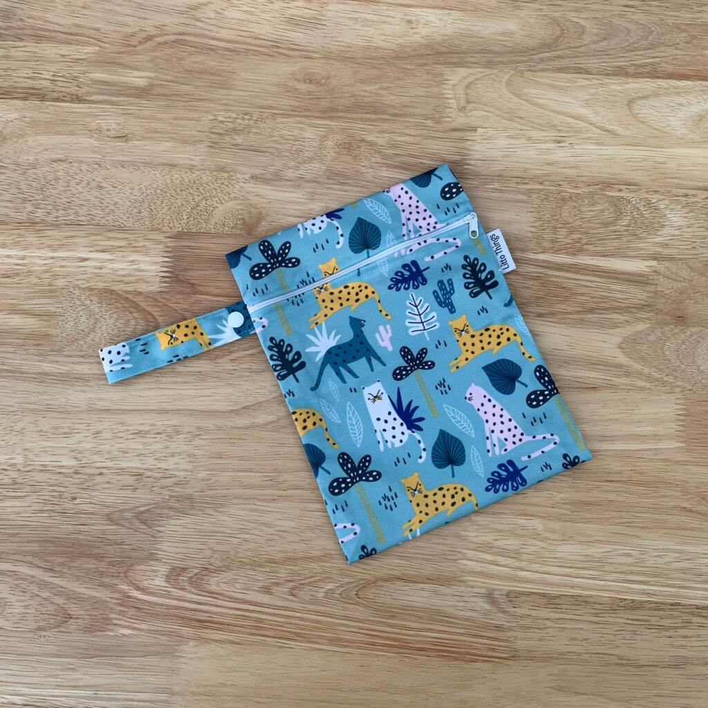 Small Wet Bag - Perfect for storing reusables - Litto Things