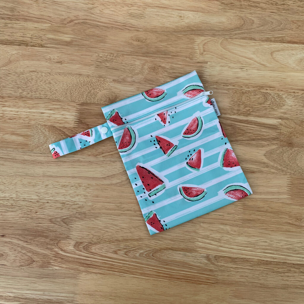 Small Wet Bag - Perfect for storing reusables - Litto Things