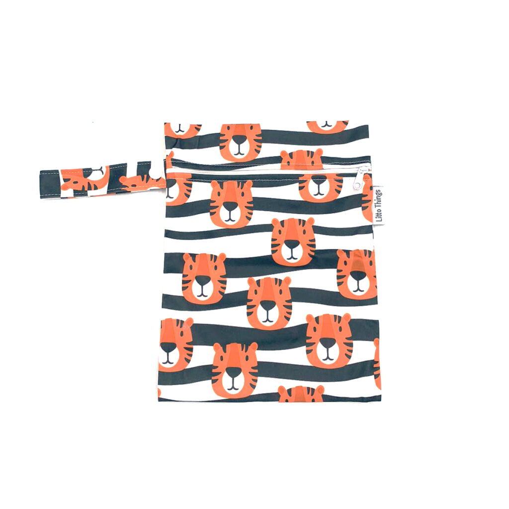 Small Wet Bag - Perfect for storing reusables - Litto Things